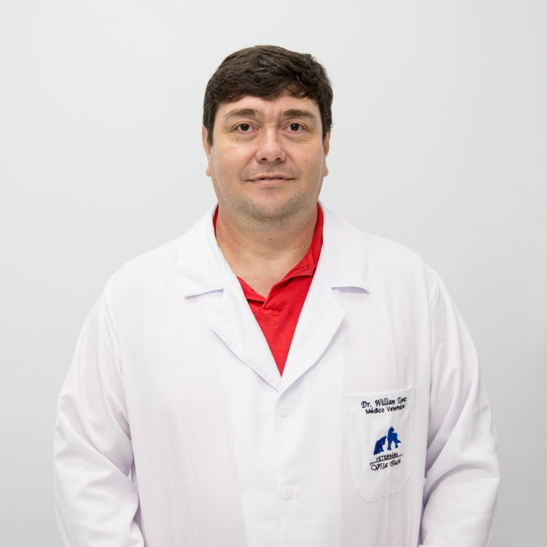 Dr. William Vacca | Veterinária Vila Isabel